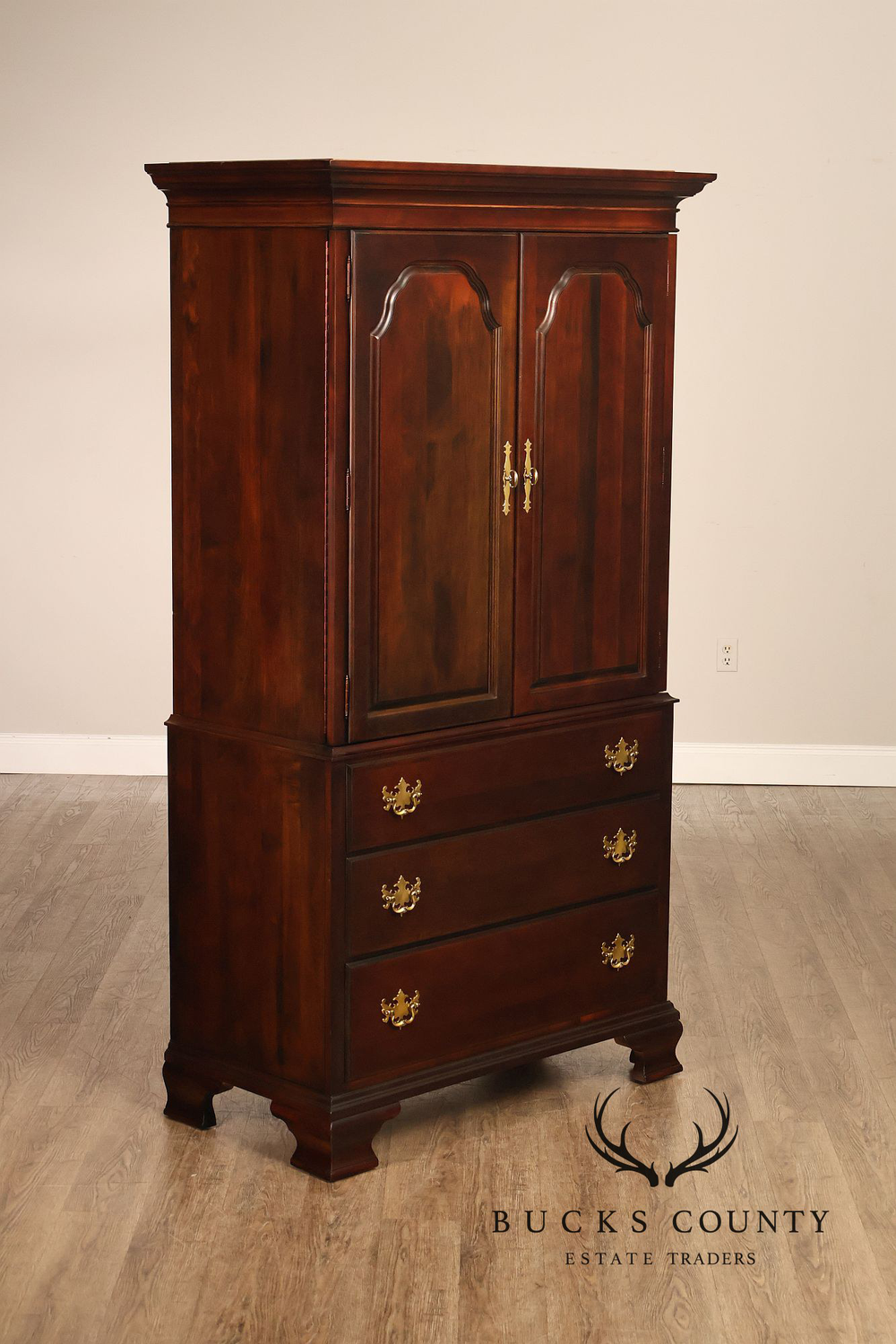 Kincaid Furniture Traditional Cherry Gentleman’s Chest Armoire