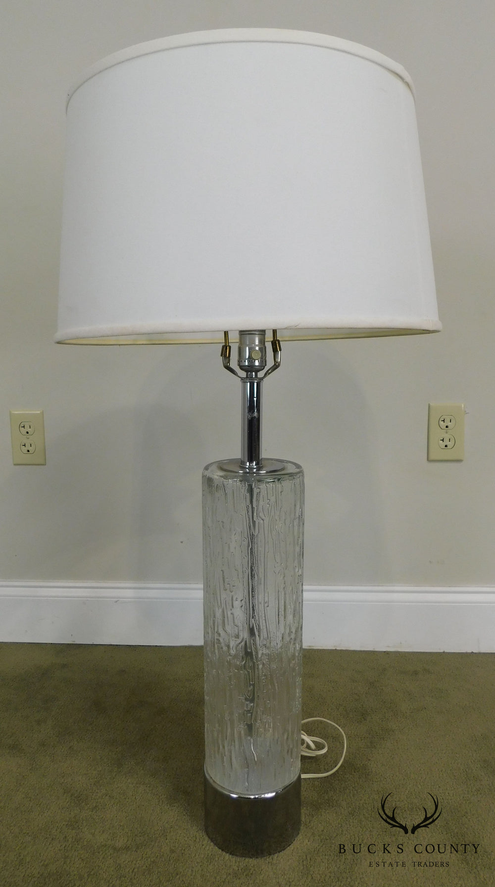 Mid Century Modern Pair of Chrome & Patterned Glass Column Lamps - 197